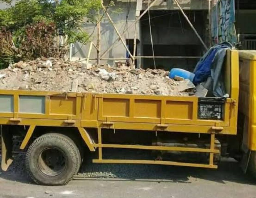 Jasa Buang Puing Tercepat Kota Batam,Tukang Angkut Puing Sampah Proyek ...